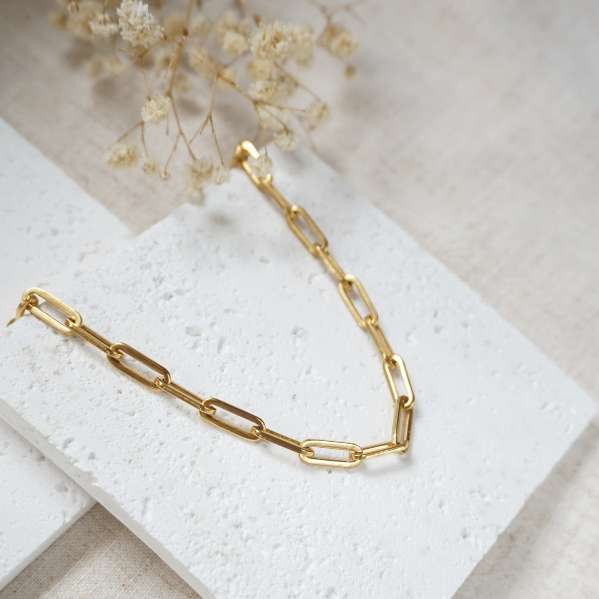 Gold Amaya Chain – Little Grey Moon